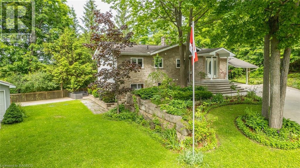 41 Forest Place, Sauble Beach House For Sale : MLS# 40605476 | Ovlix