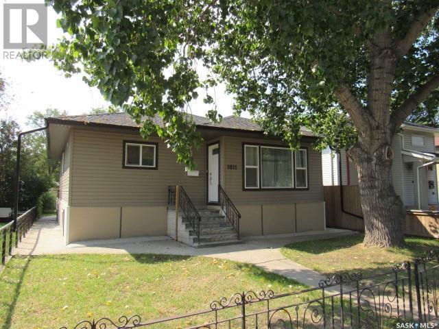 1811 20th Street W, Saskatoon House For Sale : MLS# sk980787 | Ovlix