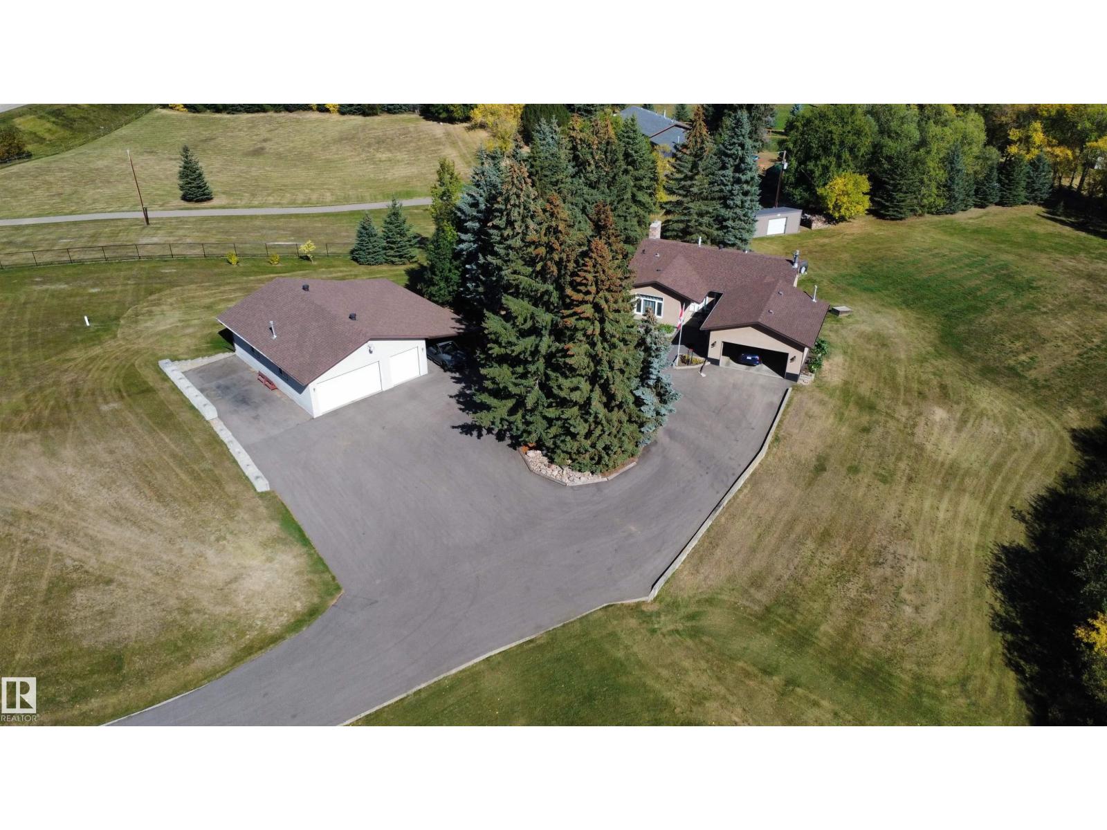 Newest Rural Parkland County Real Estate MLS® Listings 272 Homes for Sale