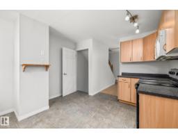 145 B Royal Rd Nw, Edmonton Townhouse For Sale $279,000