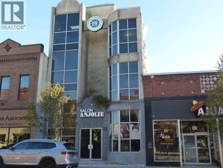 22 Talbot West Unit 2nd Level, Leamington Commercial For Rent $3,000