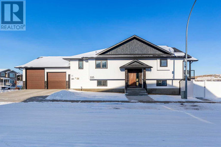 335 Ranchlands Boulevard Ne, Medicine Hat Sold House | Ovlix