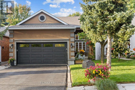 54 Stonecroft Terrace, Ottawa Residential For Sale $925,000 - Ovlix.com