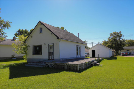 8 Homes for Sale in Ashern, MB | Ashern Real Estate